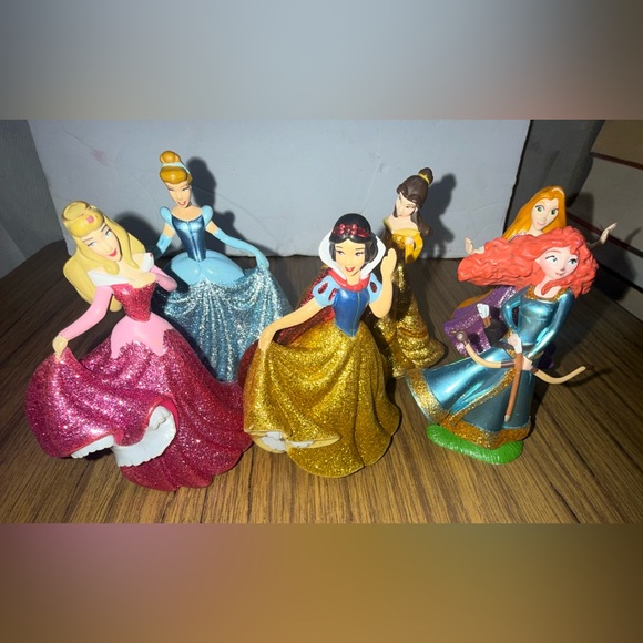Disney | Toys | 6 Disney Princess Figures With Glitter Dresses | Poshmark